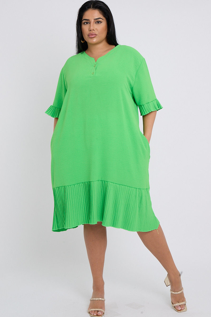Plus Size Green Plisse Pleat Hem Detail Dress With Pockets | Praslin ...